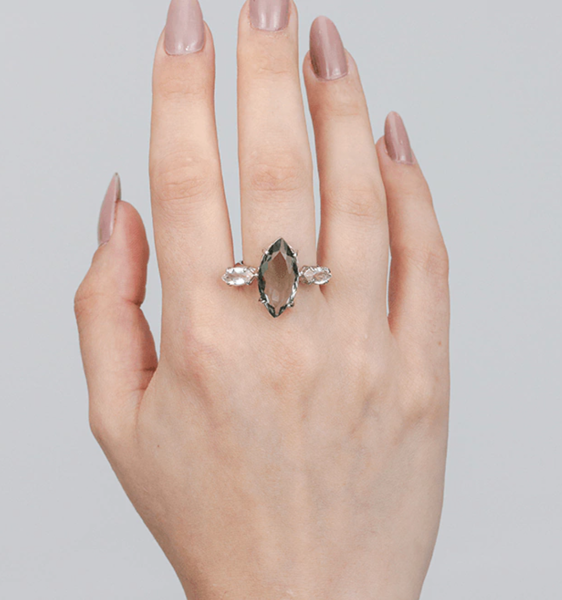 Saca Drop Stone Ring | Urben Gifts & Gadgets